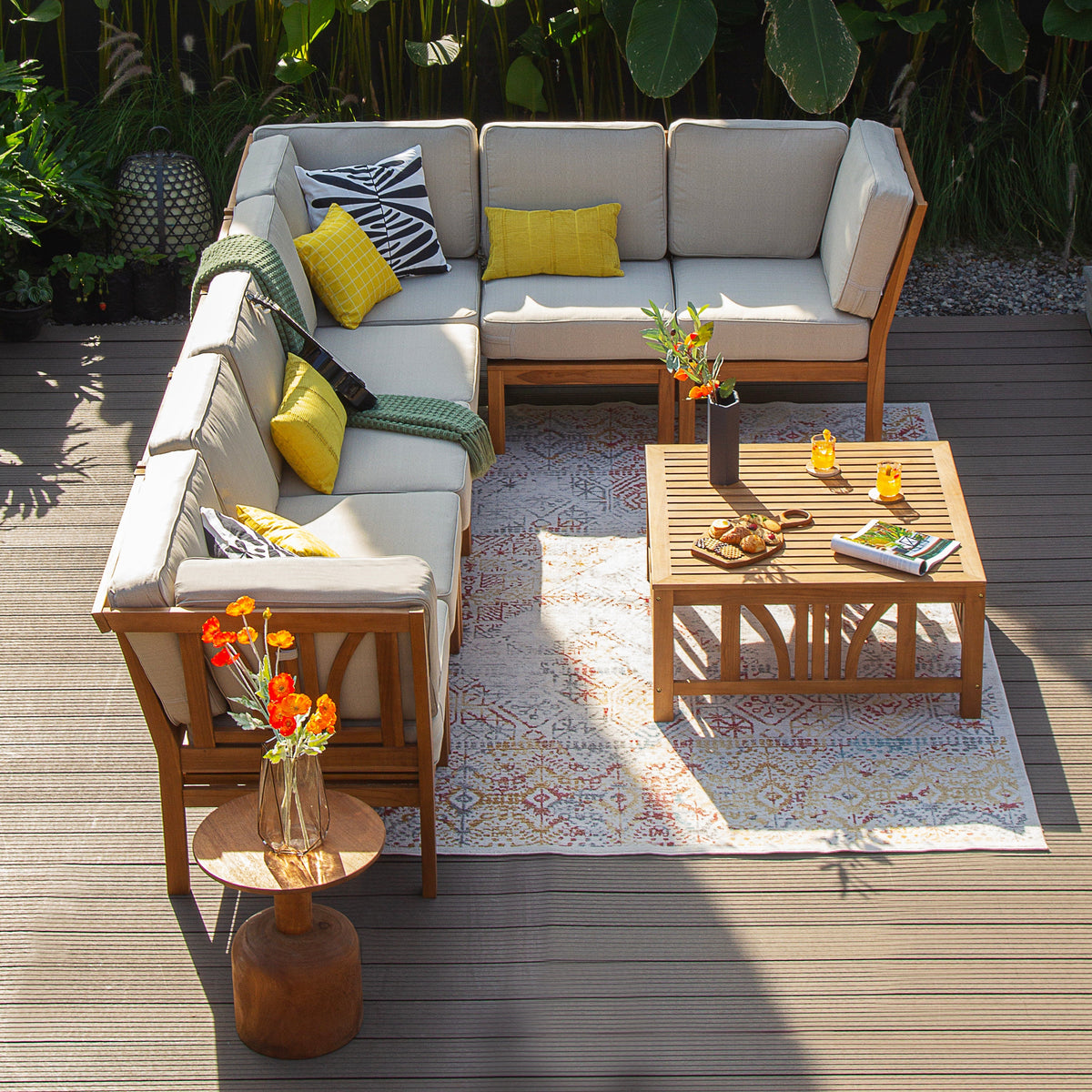 Cambridge Casual’s Modular Teak Sofas: Your Ideal Outdoor Gathering Sp